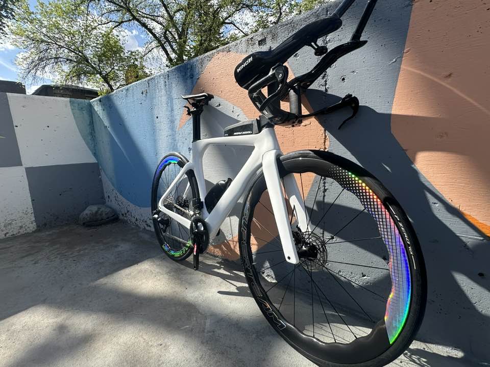 Element Winow Custom Triathlon Bike – Race-Ready Carbon Build in White ...